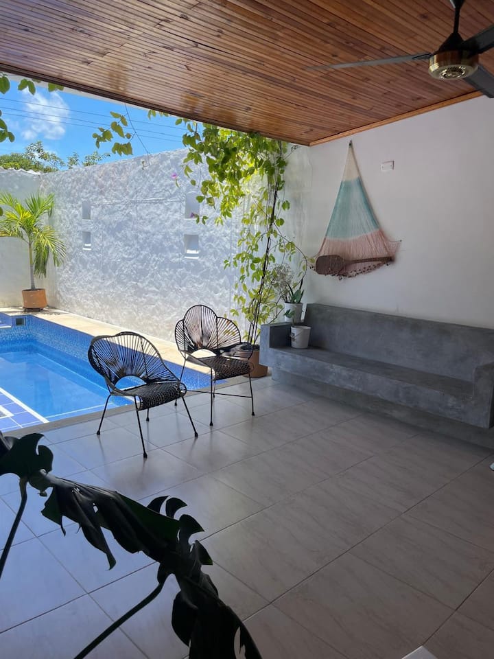 Casa Ginebra - Honda