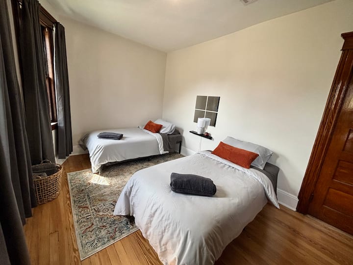 Casa Amalur #3 - Lodi, NJ