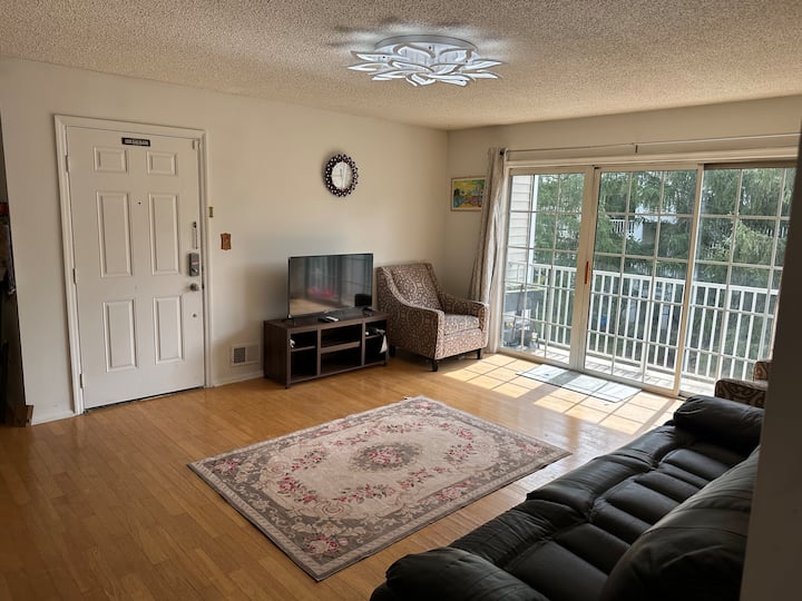 Furnished 2-bed 2 Bath Condo - Urban Paradise - Monmouth County, NJ