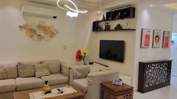 Luxury 3bd Apartment In Best Spot In Khalda Amman - Amman