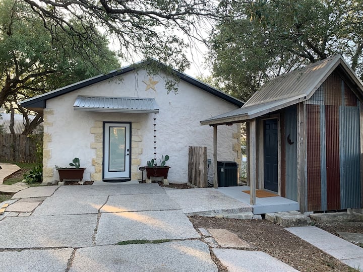 Three Hearts Casita - Dripping Springs, TX