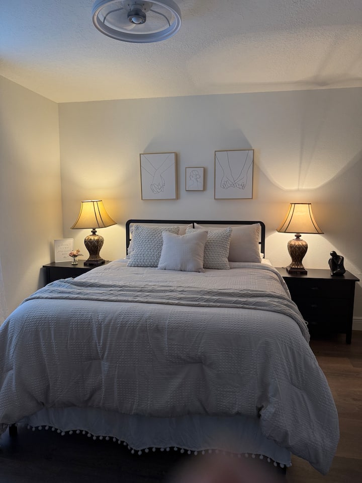 The Sanford Cottage-near Sanford Airport! - Sanford, FL