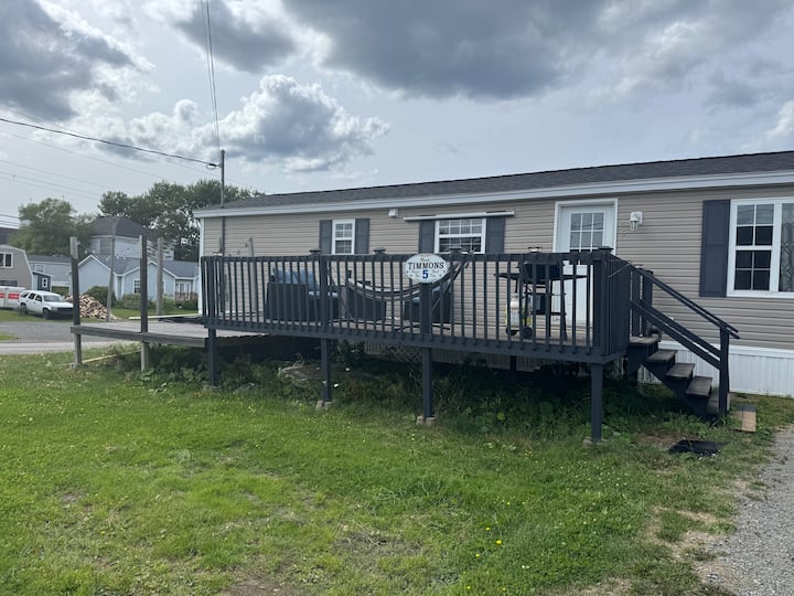 Beautiful 3 Bedroom, Home Away From Home - Inverness