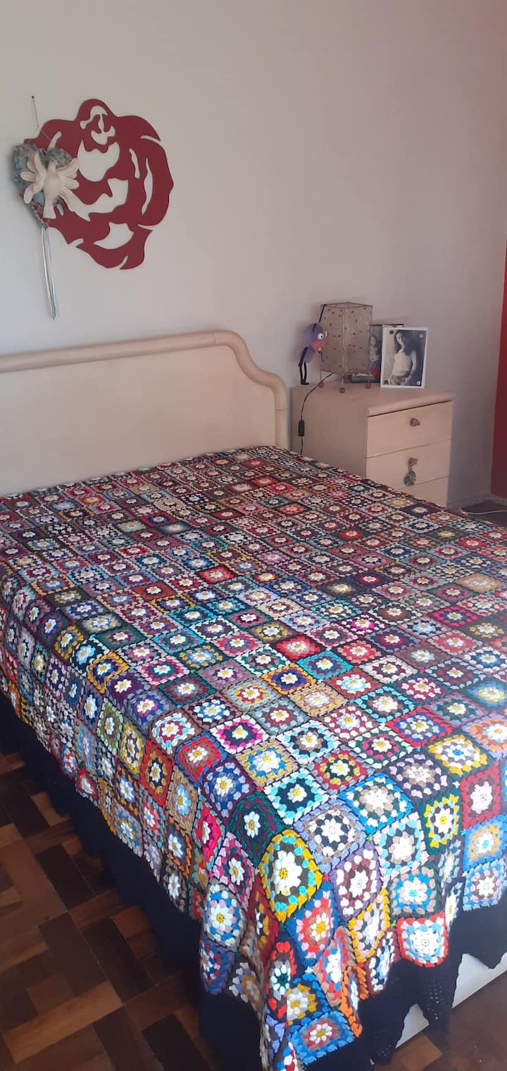 Quarto Aconchegante. - Porto Alegre