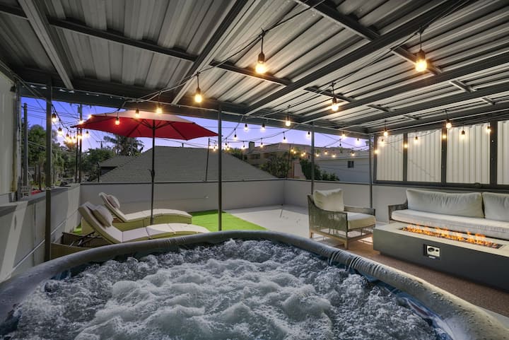 Hot Tub | Ev Charger | Firepit | Spacious Garage - Long Beach, CA