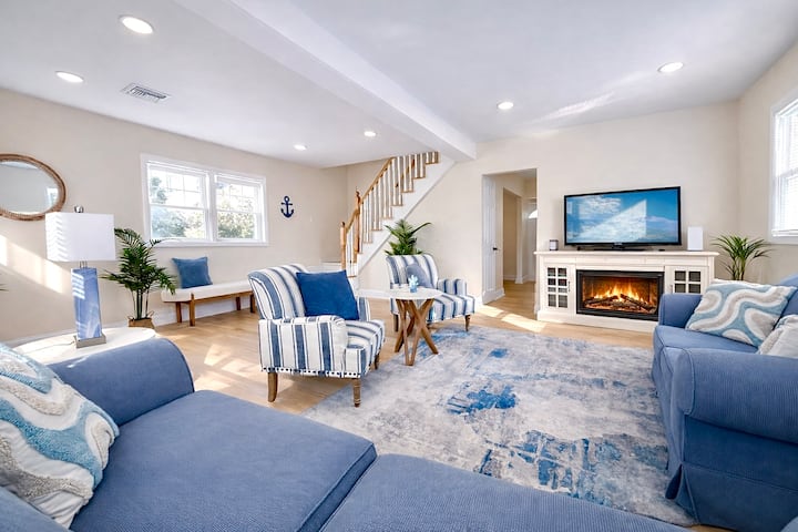 Modern Beach House | 1 Block From The Ocean - Middletown Township