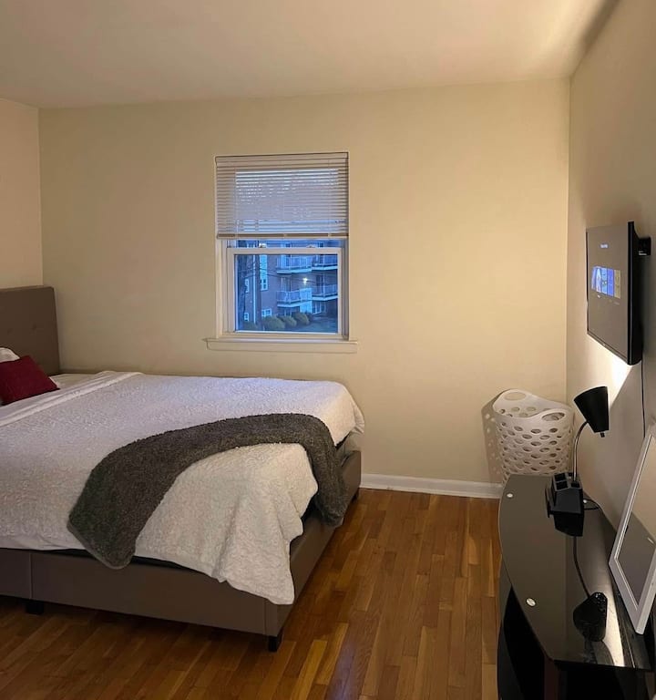 Peaceful & Cozy Stay | Private Room W/ Smart Tv - Edison, NJ