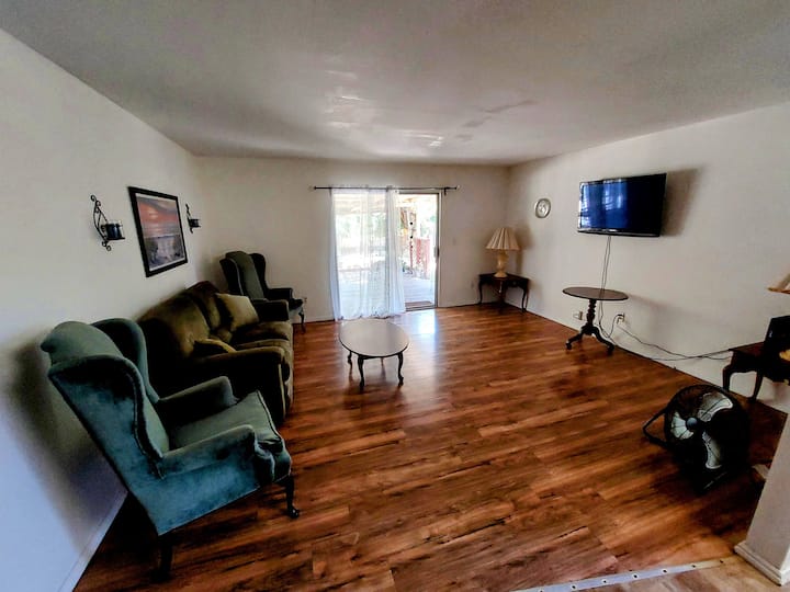Safe, Quiet Neighborhood, And Great Location. - Modesto, CA