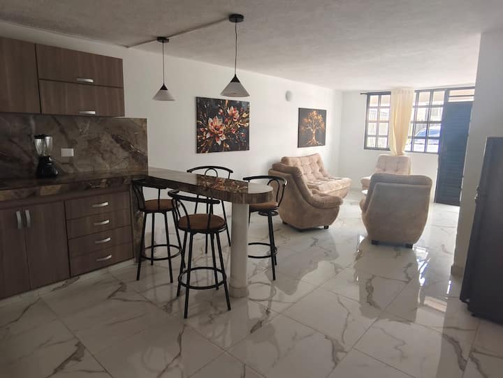 Apto En Primer Piso, Urbanizacion Las Mercedes - Palmira