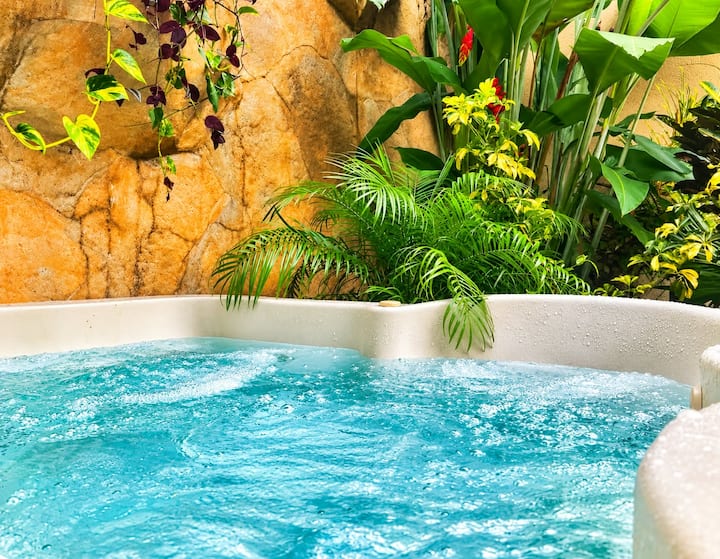 Dökuö Wellness Studio + Private Jacuzzi # 3 - La Fortuna