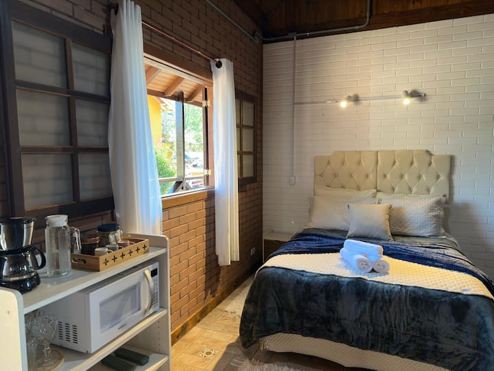 Suíte Luxo Para Casal 1km Da Av Principal - Santo Antônio do Pinhal
