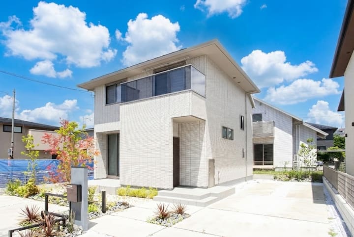 <Movavilla三澤南>鄰近阿蘇．熊本城．各類溫泉！合志市全新獨棟民宿．體驗在地生活【免費停車】 - 菊池市