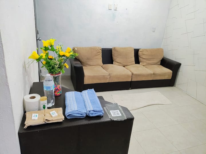 Casa Pequeña Pero Con Las Comodidades - Campeche, Mexico