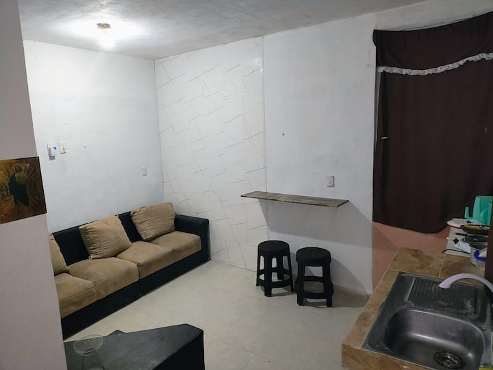 Casa Pequeña Pero Con Las Comodidades - Campeche