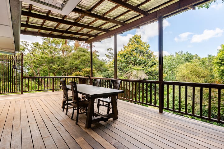 Sculptor's Cottage – Walk To Rainforest & Cafés - Tamborine Mountain