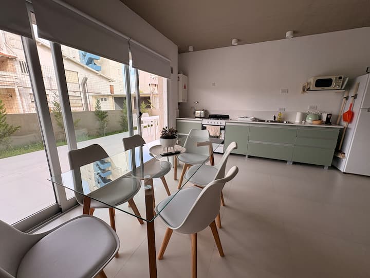 Departamento A Metros De La Playa. Nuevo. 1b - Villa Gesell