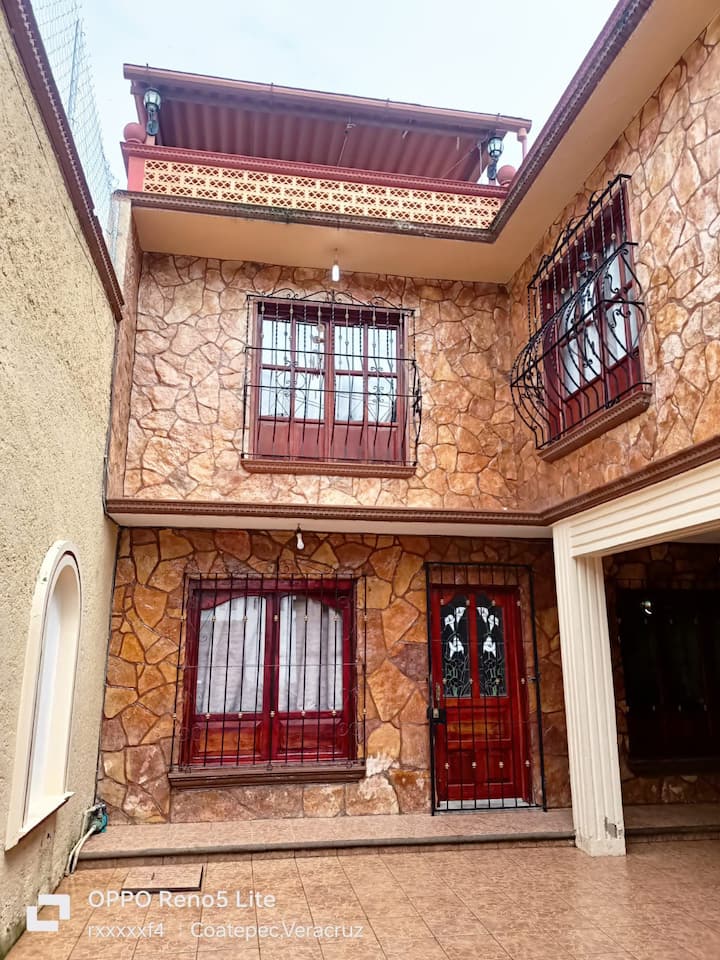 Casa Carsabel · Rústica Y Elegante En Coatepec - Xico