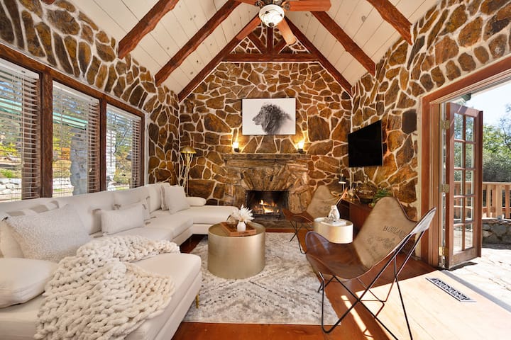Cozy Auburn Cabin Retreat W/ 4 Bd Near Downtown - Auburn, CA