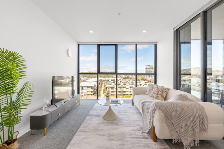 @Mountain View Woden Stay | Near Hospital & Cit - Canberra