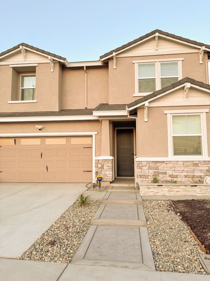 Charming Home W/ Patio Near Great Wolf Lodge - 曼特卡
