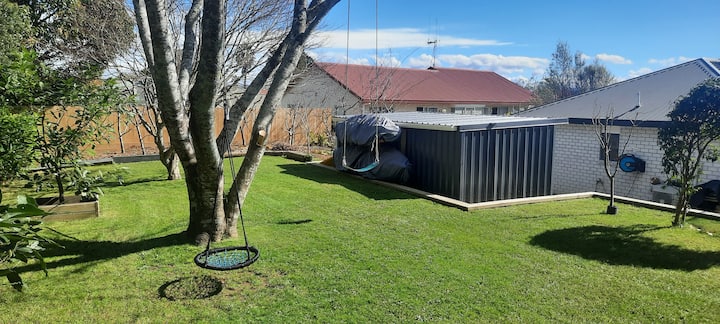 Spacious Family Home In Pyes Pa, Tauranga - Tauranga