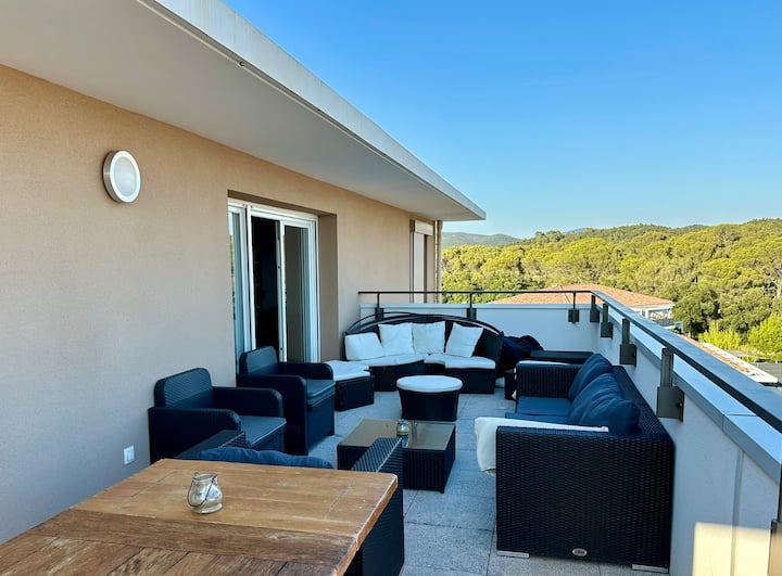 La Londe Appart 100m2, Piscine, Grandes Terrasses - La Londe-les-Maures