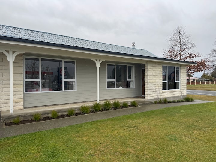 Cosy & Close To Town - Te Anau