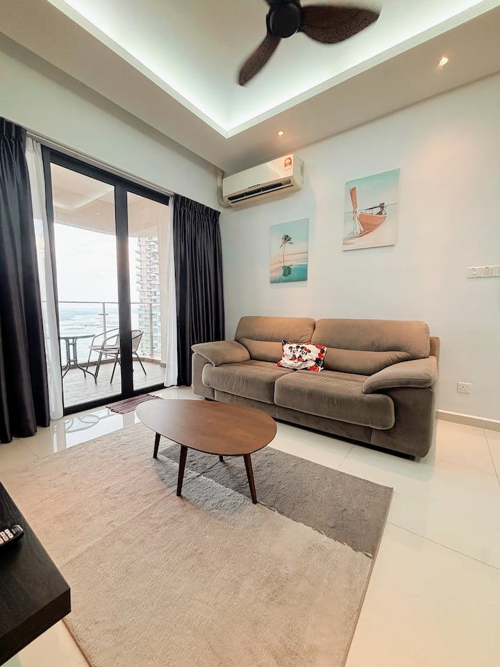 High-floor Sea View Retreat In Danga Bay By Momo - Johor Bahru