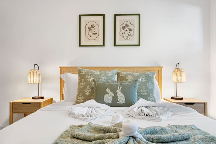 Spacious 4br Retreat | Deck & Grill | Close To Dt - Seattle