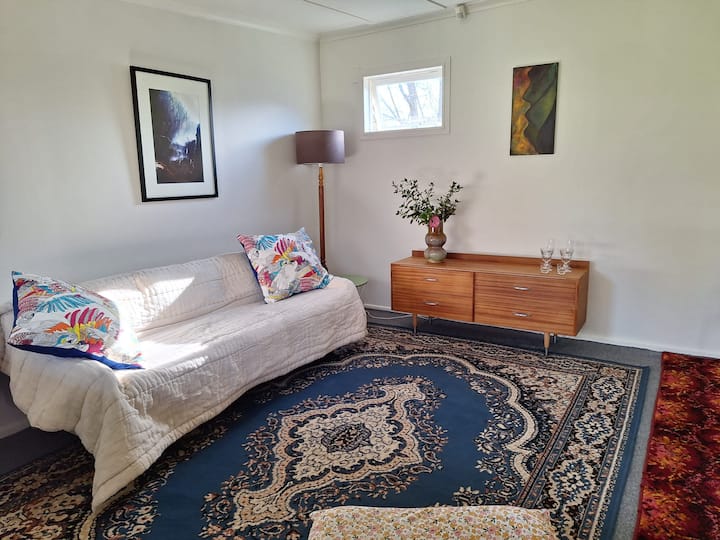 George's Hideout In Carterton - Carterton