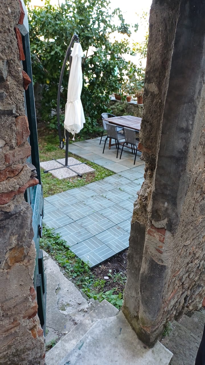 Mare Blu Marola
Giardino E Vista Mare - La Spezia