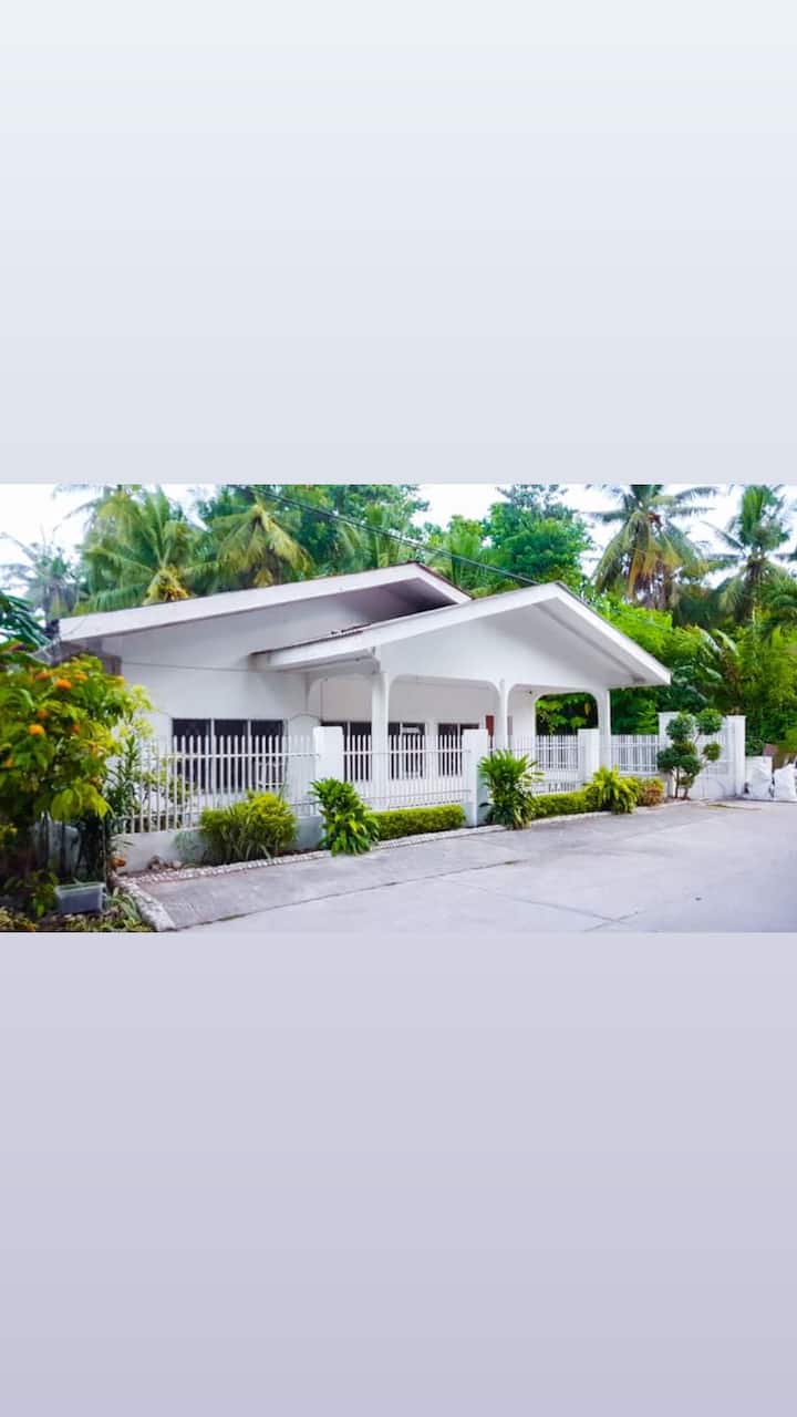 Luna Oslob Rest House - Oslob