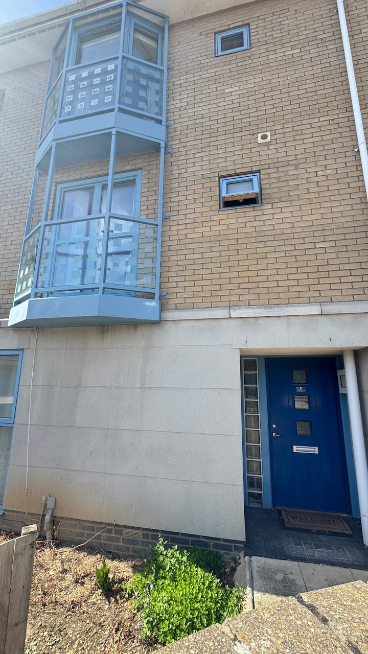 Stay Near Duxford War Museum - Saffron Walden