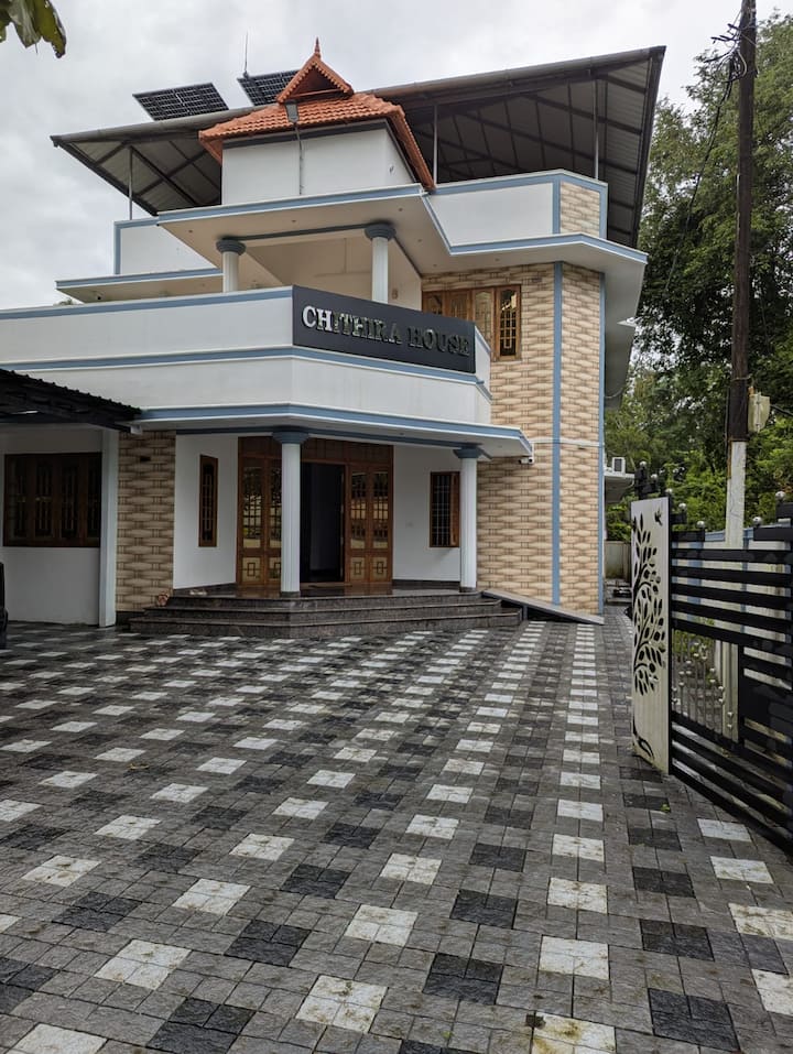 Chithira House: Tranquil Holiday Home - Alappuzha
