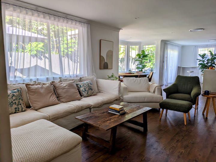 Peaceful Byron House, Walk To Beach, Starlink - Byron Bay