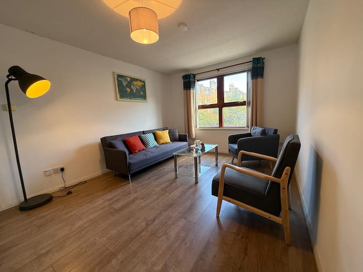 Flat Near To City Centre Attractions-free Parking - Edinburgh