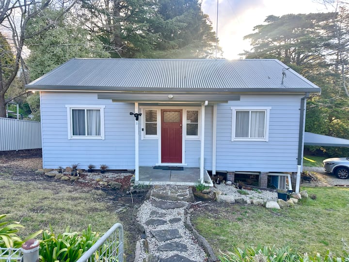 Katoomba Cottage – Cosy Mountain Escape - Blue Mountains