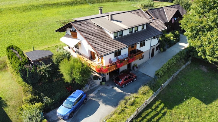 Ferienwohnung Nähe Presseggersee/naßfeld Mit Pool - Tarvis