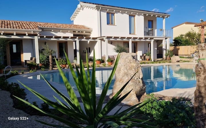 Imperyal "Maria Farranca" Appartamento Con Piscina - Sardinia