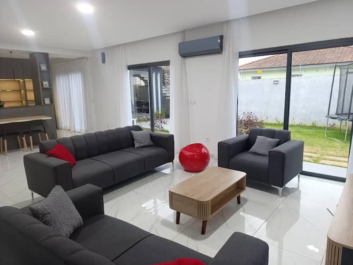 Villa Hysope - Riviera 5 - Abidjan
