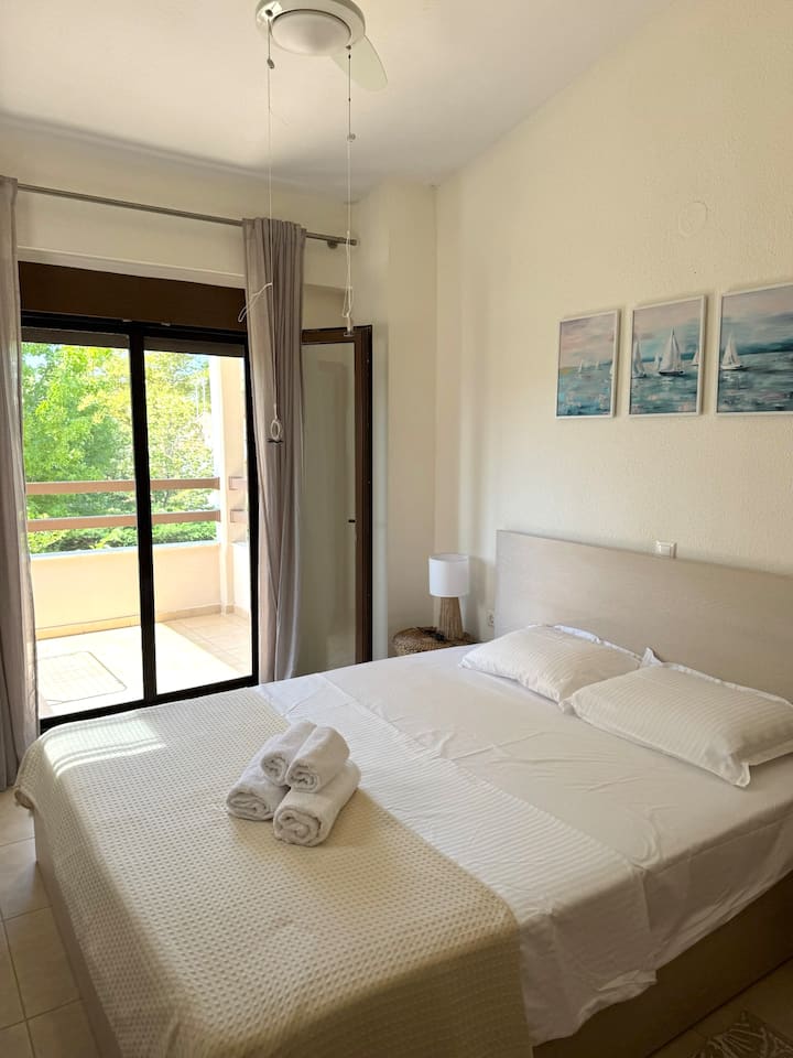 Villa Mona - Halkidiki, Neos Marmaras, Greece - Sarti