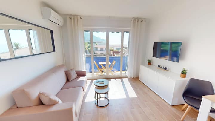Superbe Studio Climatisé Avec Balcon Vue Mer - Menton
