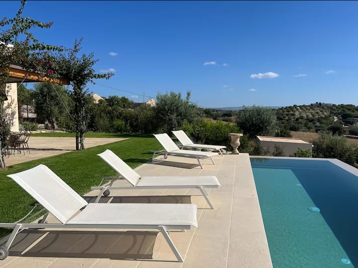 Villa Heron | Nature Escape With Pool - San Lorenzo