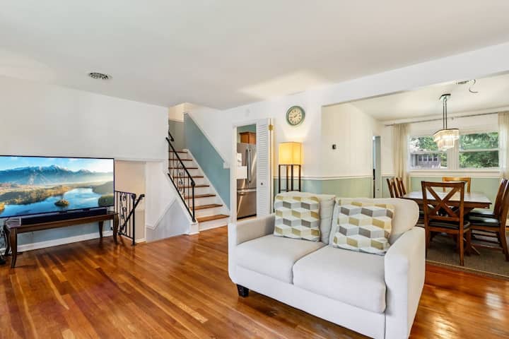 Private 4br/2.5b Single Family In North Edison Nj - Somerset County, NJ