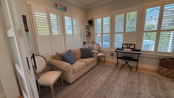 Charming Craftsman Steps From Downtown - Los Gatos, CA