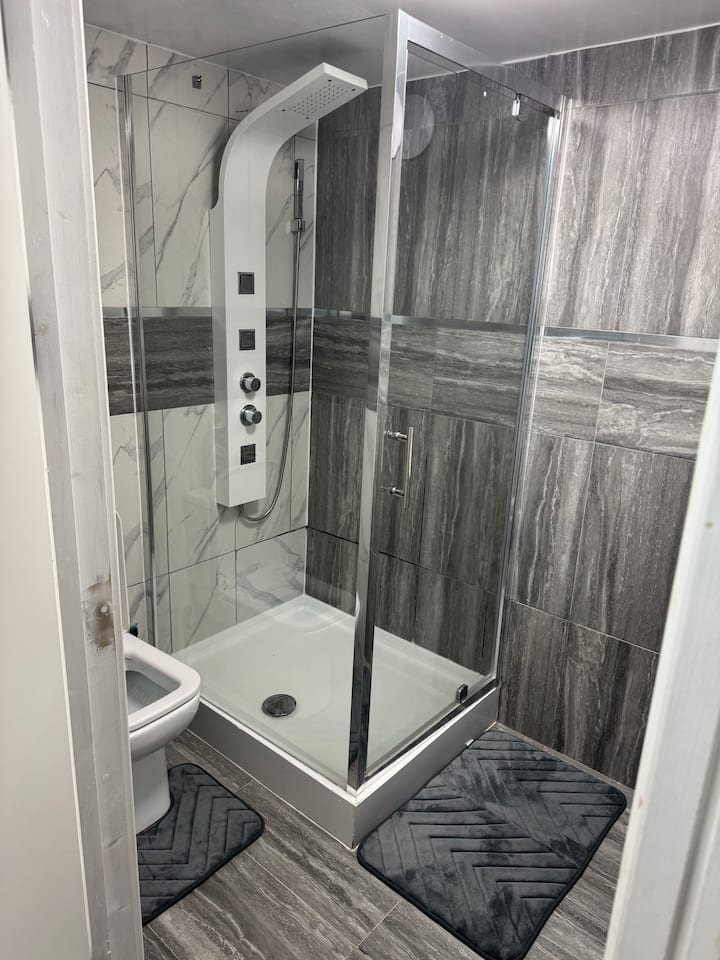 One Bed Flat Northampton Town - ノーザンプトン