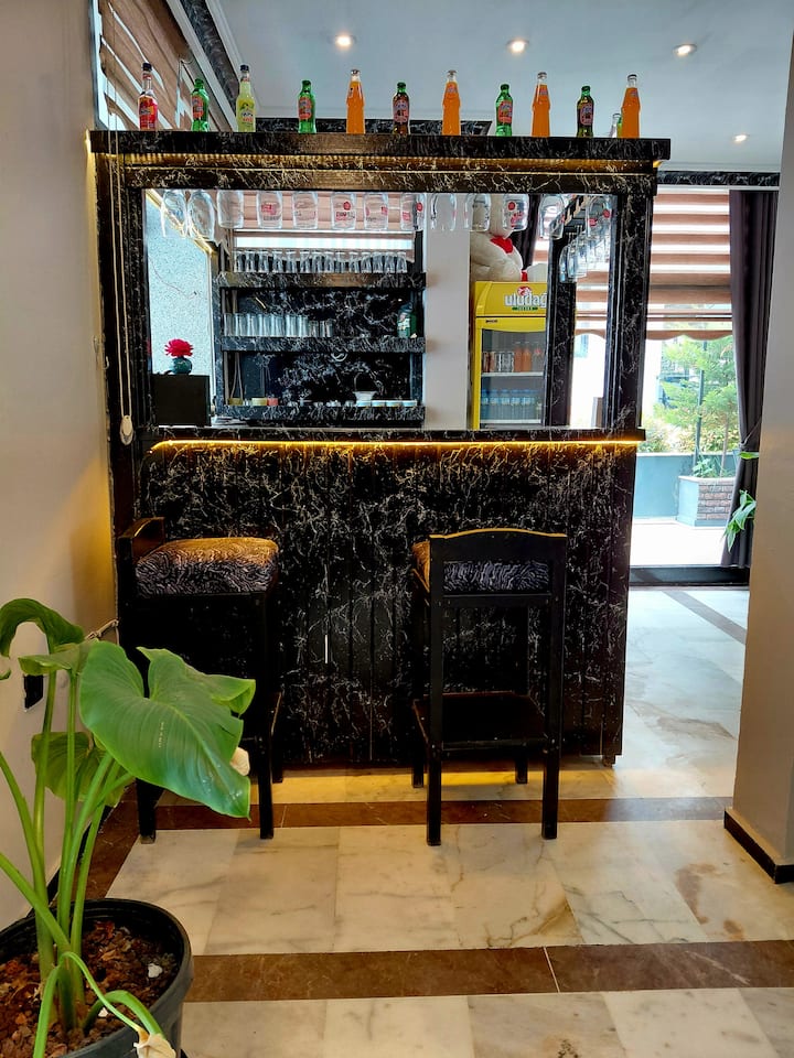 Otel -4 Kişilik Aile Odası - Kuşadası