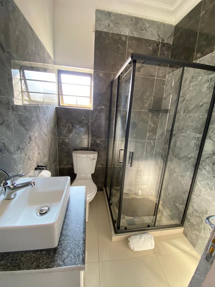 Meadway Cosy Retreat For 2 - Benoni