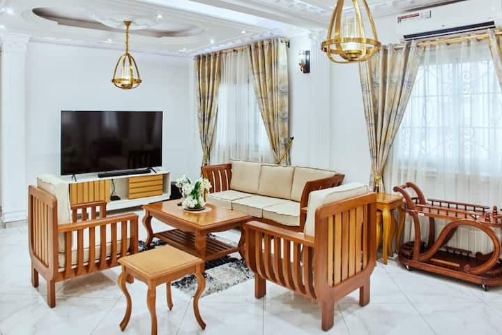 Mh Home Upper Floor - Douala