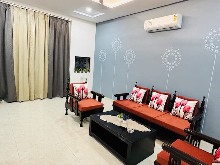 Homey Hideaway 2.0 - Agra